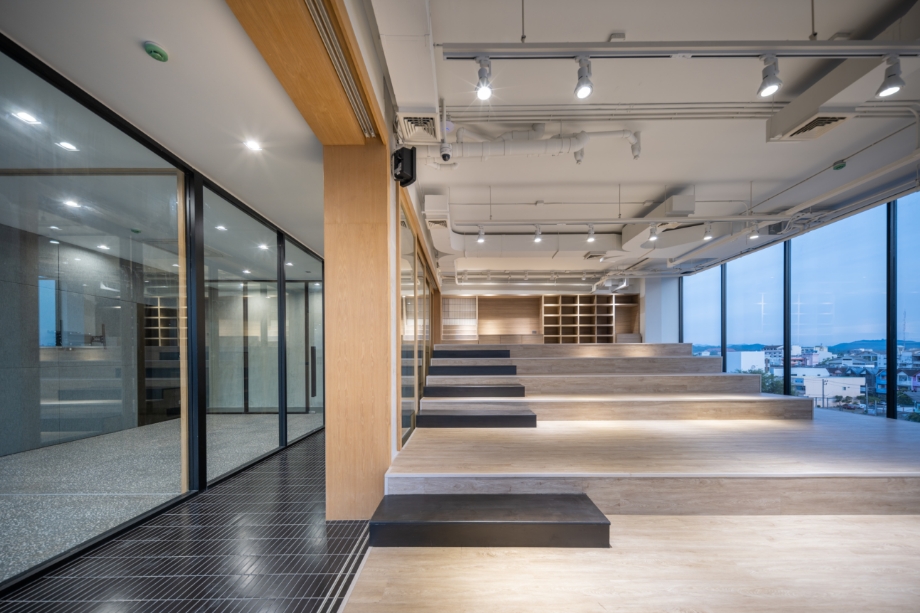 BETTER TOGETHER BY VIVE DESIGN STUDIO | IAMEVERYTHING.CO